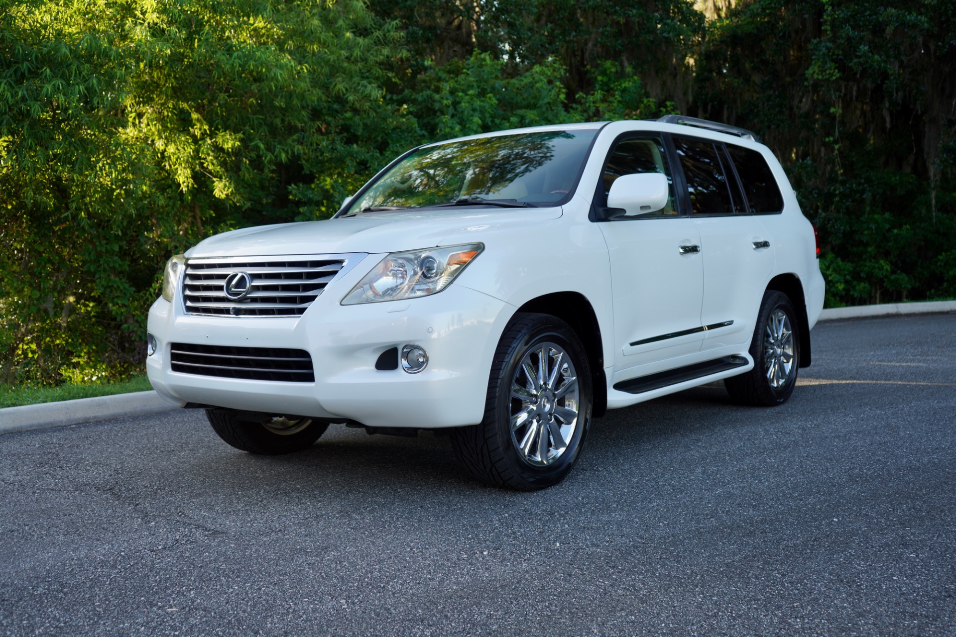 Used 2009 Lexus LX 570 VERY LOW MILES For Sale (Sold) | Kings Chariot ...